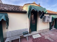 Casa bifamiliare, trifamiliare in Vendita in zona Villa d'Adige a Badia ...