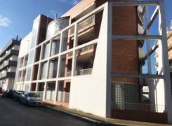 Locale commerciale in Affitto in Piazza Luca d'Andrano a Gioia del ...