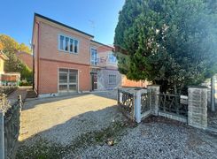 Bilocale in Vendita in Via Giorgio Perlasca a Ferrara - 80mq - Casa.it