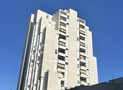 Trilocale in Vendita in Viale Ignazio Silone a Roma - 85mq - Casa.it