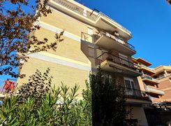 Bilocale in Vendita in Via del Ponte di Castel Giubileo 8 a Roma - 45mq ...