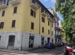 Monolocale in Vendita in Piazza Insubria 3 a Milano - 40mq - Casa.it