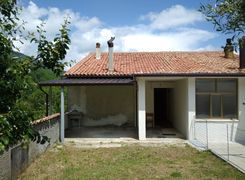 Trilocale in Vendita in Via Bellisario Brusco 55 a Fagnano Castello ...