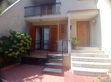 Case in vendita a Reggio Calabria in zona Catona - Casa.it