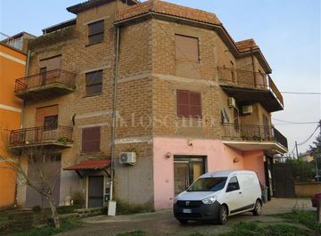 Case in vendita a Calcata - Casa.it