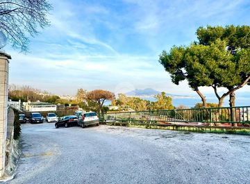 Appartamenti economici in vendita a Napoli in zona Posillipo ...
