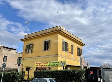 Case in vendita nel quartiere Quadraro di Roma - Casa.it