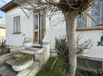 Ville in vendita a Fiorenzuola d'Arda in zona Centro - Casa.it