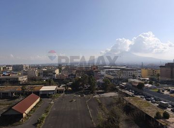 Case in vendita a Napoli vicino alla fermata metro Gianturco - Casa.it