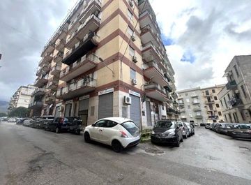 Locali commerciali in affitto a Palermo in zona Malaspina, Noce ...