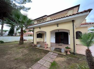 Case in vendita a San Felice Circeo - Casa.it