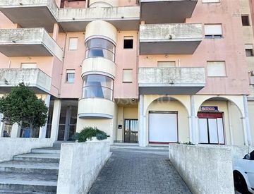 Appartamento in Vendita in Via Eleonora d'Arborea a Olbia - 109mq - Casa.it