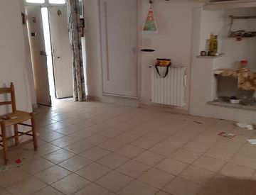 Bilocale in Vendita in Via Laurienti a Cori - 45mq - Casa.it