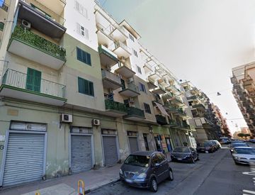 Appartamento in Vendita in Via Marco Pacuvio 3 a Taranto - 90mq - Casa.it