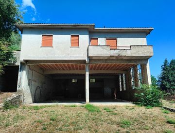 Appartamento in Vendita in Via Ponticello a Morolo - 198mq - Casa.it