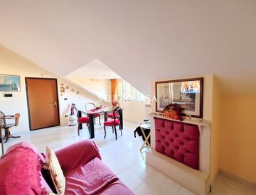 Attico, mansarda in Vendita in zona Acquaviva-Lincoln a Caserta - 75mq ...