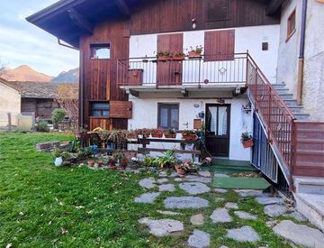 Trilocale in Vendita in Frazione Tilly a Challand-Saint-Anselme - 70mq ...