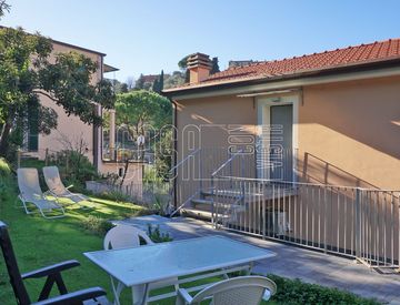 Attico, Mansarda in Vendita in Località Guercio 3 a Lerici - 50mq - Casa.it