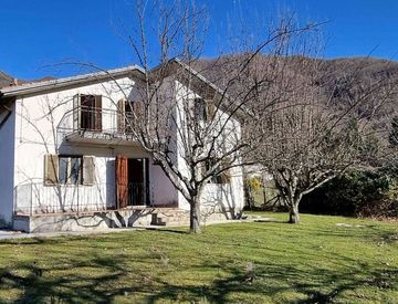 Casa indipendente in Vendita a Fivizzano - 115mq - Casa.it