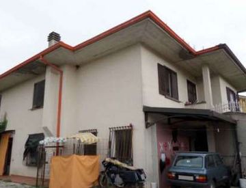 Villa in Vendita in Via Tesio Sotto a Serle - 297mq - Casa.it