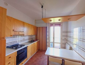 Quadrilocale in Affitto in zona Borgo Mazzini a Rimini - 110mq - Casa.it