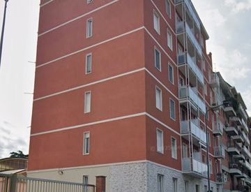 Box/posto auto in Vendita in Via Spezia 39 a Milano - 12mq - Casa.it