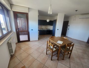 Trilocale in Affitto in Via Alessandro Volta 5 a Pescara - 90mq - Casa.it