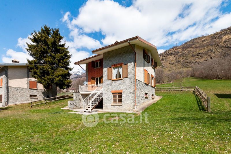 Ville in vendita a Sambuco - Casa.it