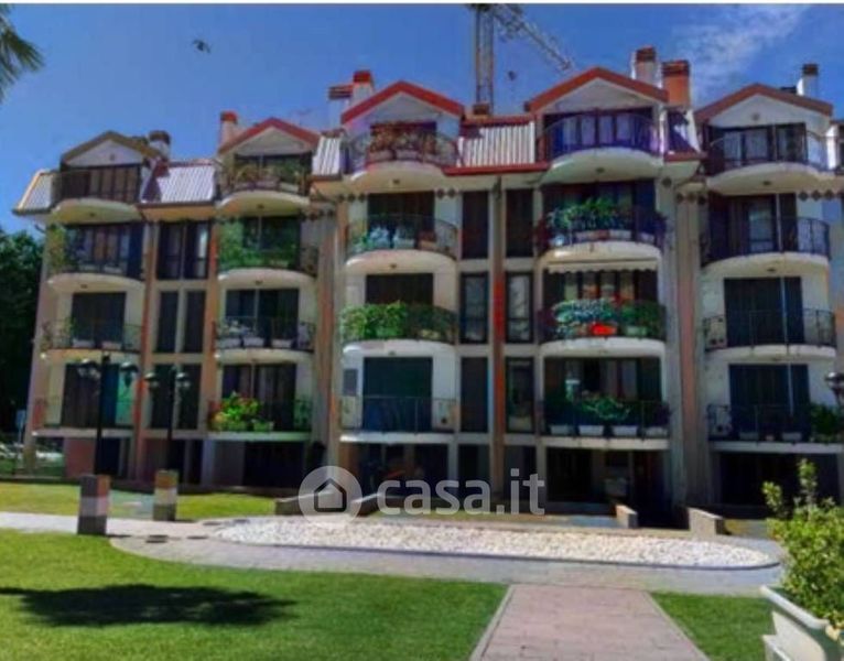 Rustico, casale in Vendita in Via Angelo Curioni 6 a Gallarate - 121mq ...