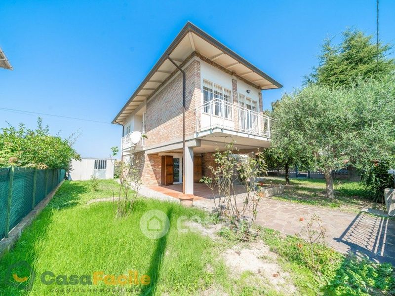 Case con giardino in vendita a Cesena in zona San Mauro in Valle-San ...