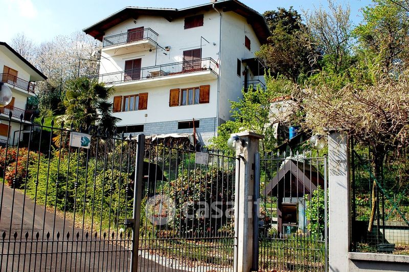 Villa in Vendita in pian audi a Corio - 480mq - Casa.it