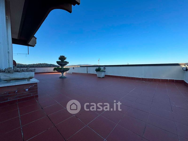 Attico, mansarda in Vendita in zona Centro a Poggibonsi - 260mq - Casa.it