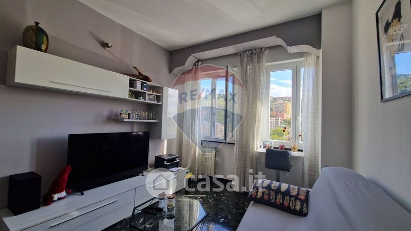 Trilocale in Vendita in Via Davide Menini 129 a Genova - 74mq - Casa.it