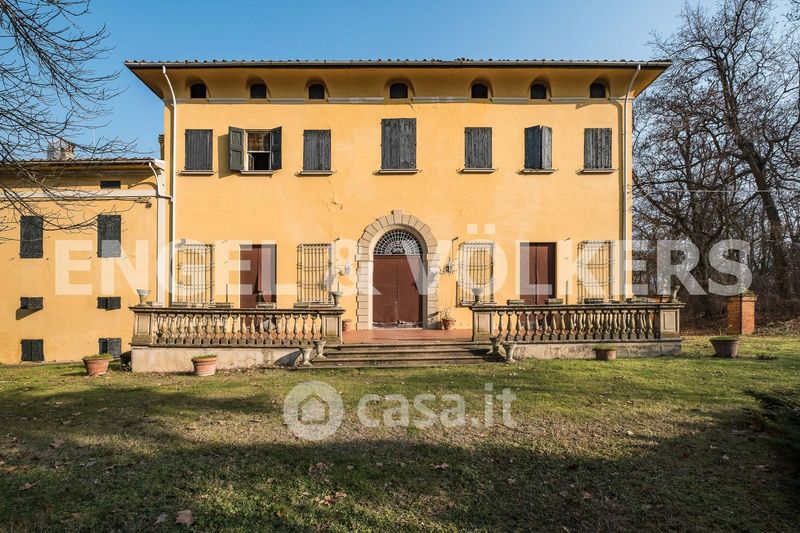 Case con giardino privato in vendita a Zola Predosa in zona Ponte Ronca ...