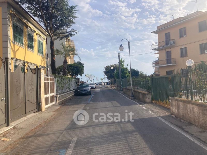 Appartamenti in vendita a Minturno in zona Scauri-Tremensuoli - Casa.it