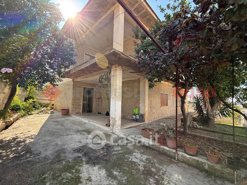 Villa in Vendita in Via Pio XII 10 a Faggiano - 200mq - Casa.it