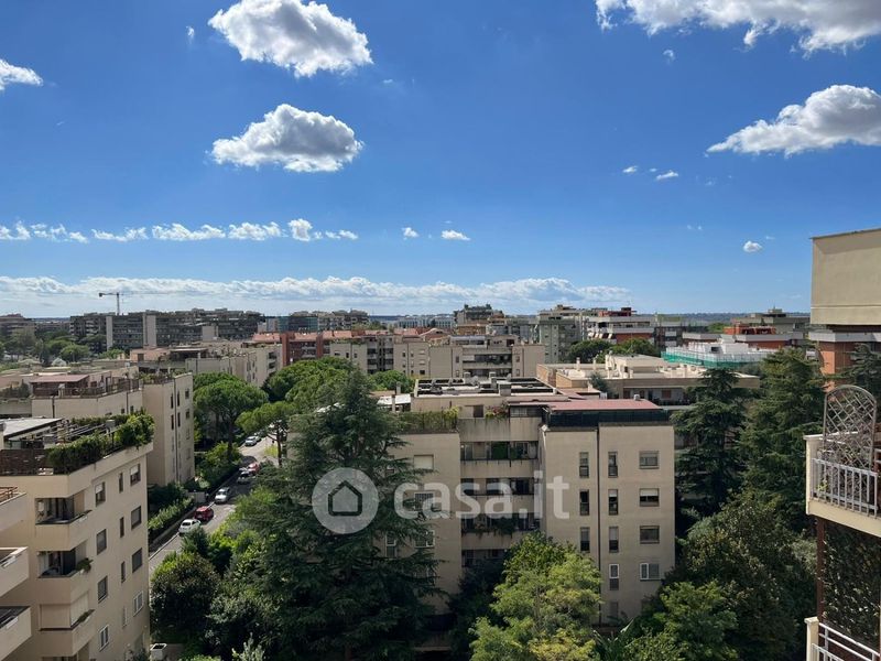 Case con giardino comune in vendita nel quartiere Torrino di Roma - Casa.it