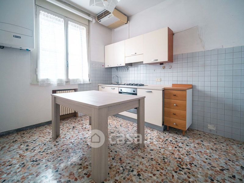 Appartamento in Vendita in Via Val Pusteria a Ravenna - 94mq - Casa.it