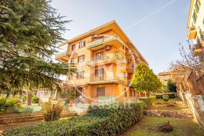 Bilocale in Vendita in Via Portuense 818 a Roma - 58mq - Casa.it