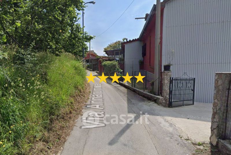 Villa in Vendita in Via Annarumma a Monteforte Irpino - 369mq - Casa.it