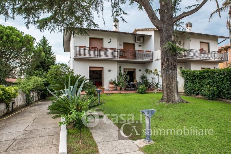 Ville con giardino privato in vendita a Grosseto in zona Istia D ... Ville con giardino privato in vendita a Grosseto in zona Istia D ...