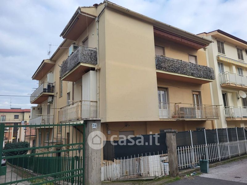 Trilocale in Vendita in Via Gaetano Donizetti 37 a Colleferro - 90mq ...