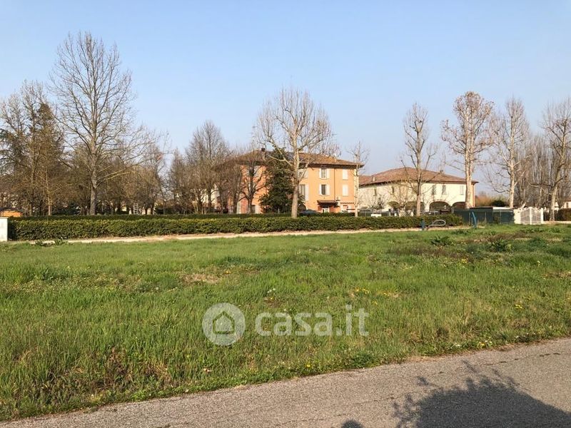 Terreni edificabili in vendita a San Pietro in Casale in zona Sant ...