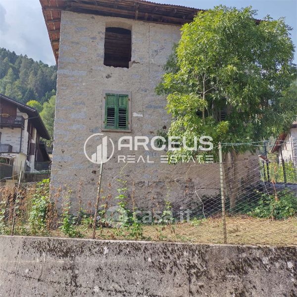 Case in vendita a Porte di Rendena in zona Villa Rendena - Casa.it