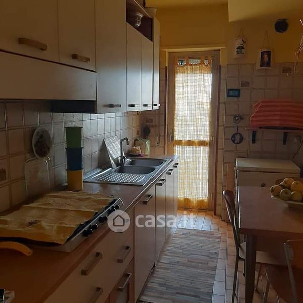 Case in vendita a Atina in zona Atina Inferiore - Casa.it