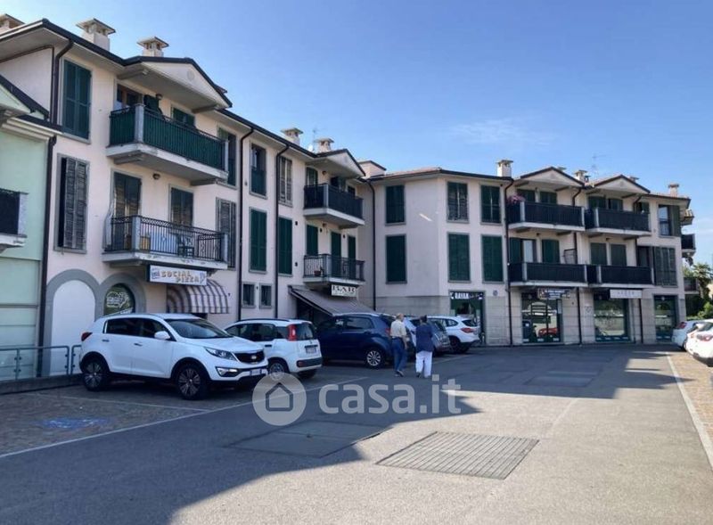 Bilocale in Vendita in Via G. B. Moroni 9 A a Gorlago - 112mq - Casa.it