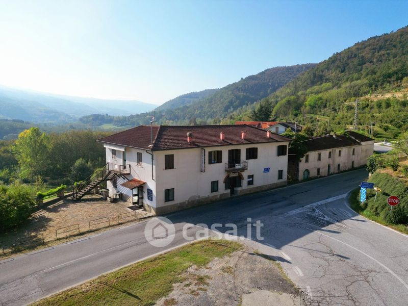 Immobili e Attività commerciali in vendita a Torre Bormida - Casa.it
