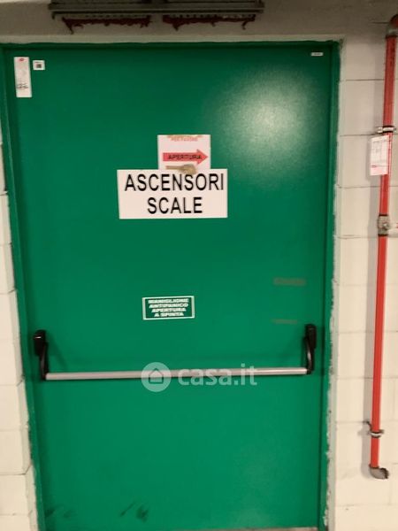 Box/posto auto in Affitto in Via DELLA MOSCOVA 26 a Milano - 13mq - Casa.it