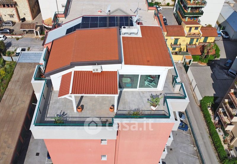 Attico, mansarda in Vendita in Via Antonino Renda 13 a Palermo - 1625mq ...