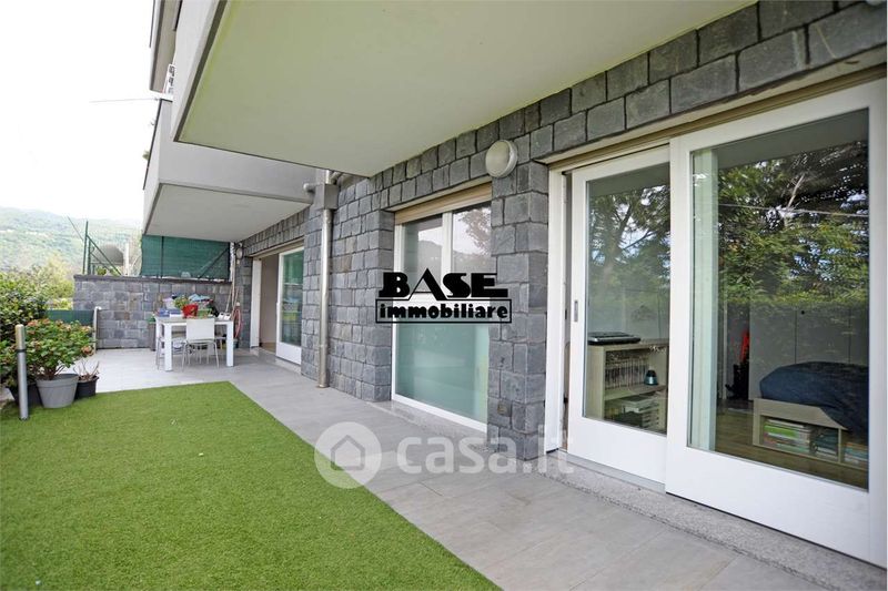 Appartamento in Vendita in Via Romualdo Caprani a Como - 147mq - Casa.it